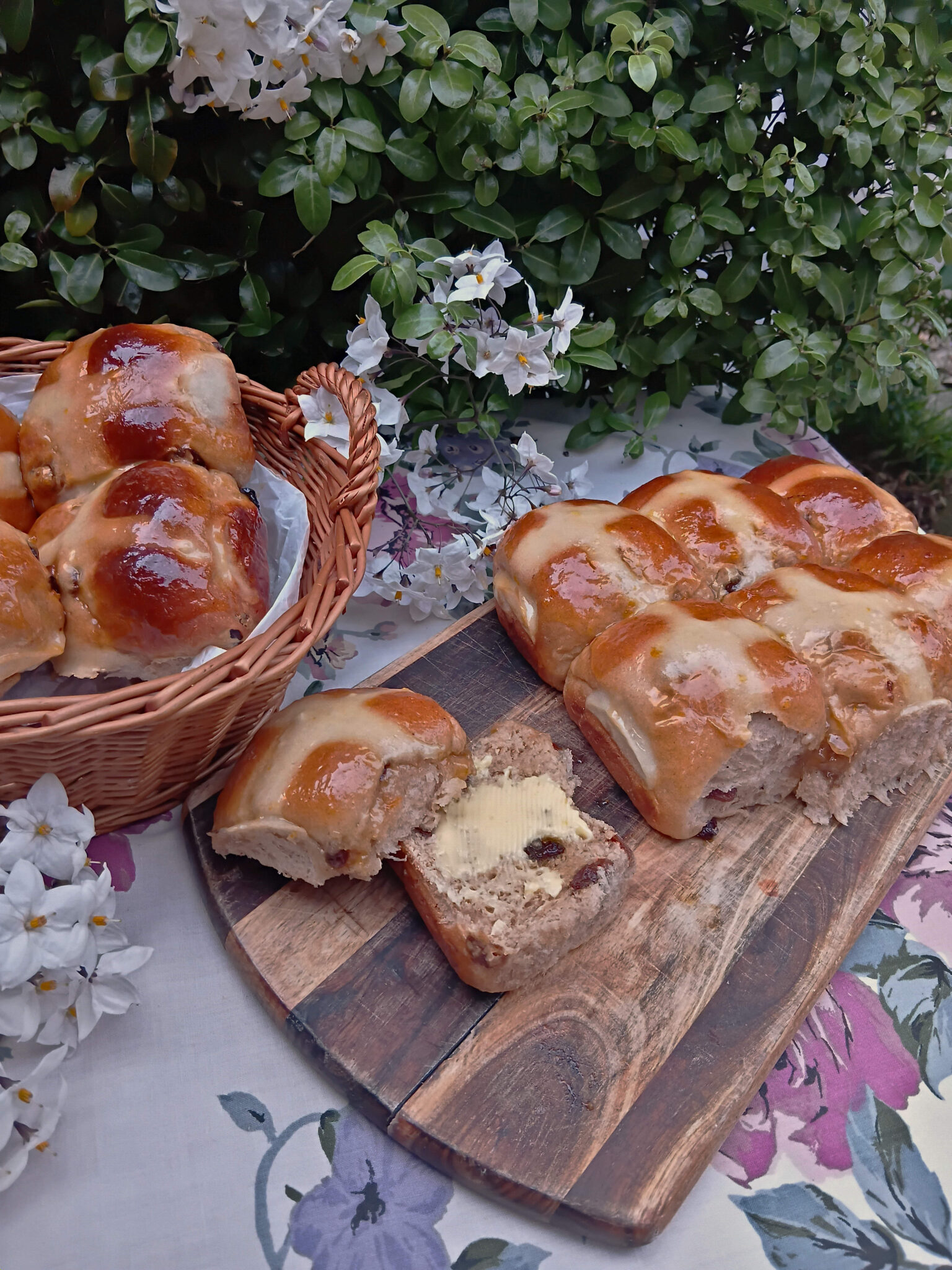 Hot Cross Buns - A Dash Of Rose Marie